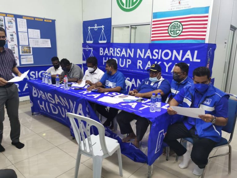 PERJUMPAAN YB SENATOR DATUK T.MOHAN BERSAMA PEMIMPIN TEMPATAN ...
